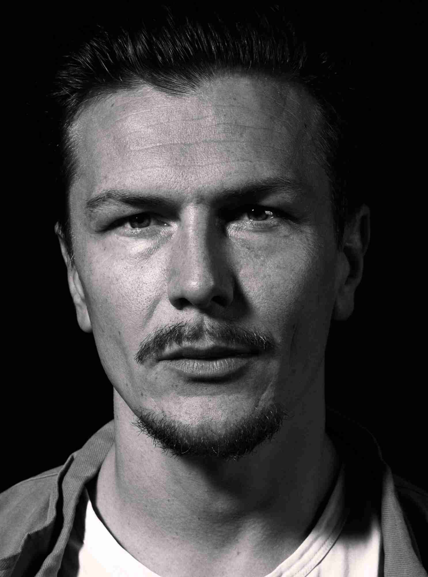 Robbert Bleij – Into The World Management